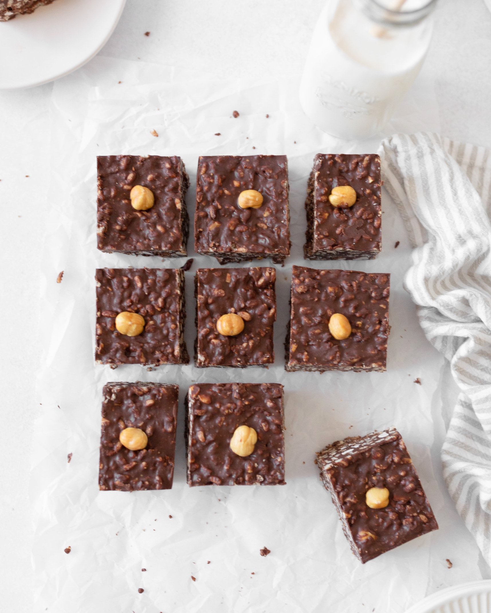 Chocolate Hazelnut Crunch Bars - Strawberry Cream Kitchen